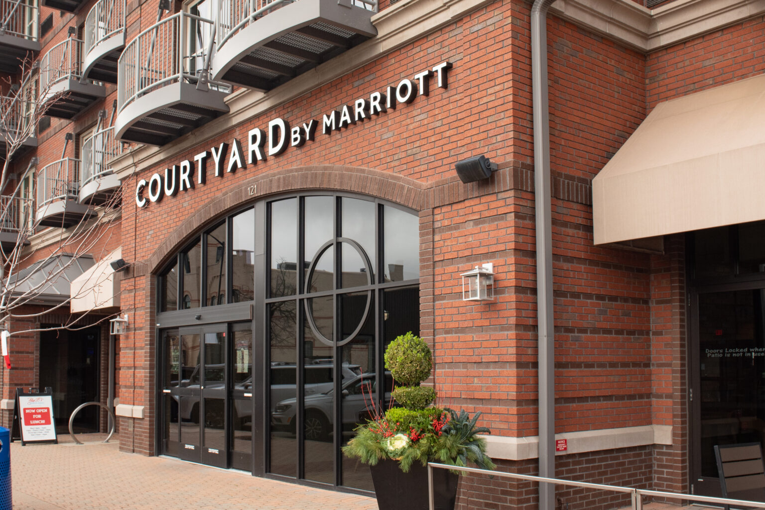 Courtyard Holland Downtown - Downtown Holland